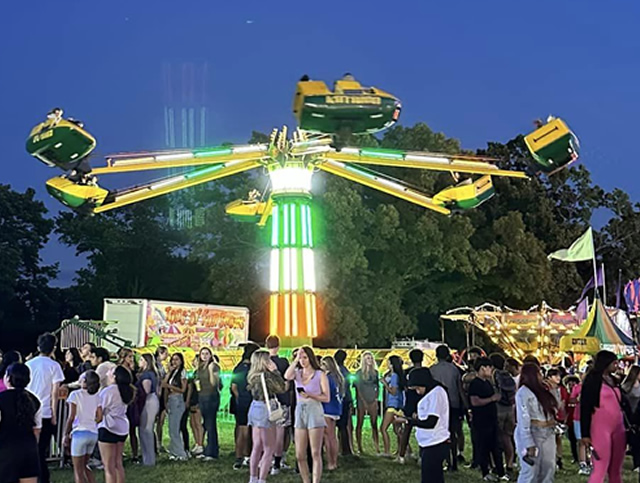 Tons of Fun Shows: Attractions- Spectacular Rides